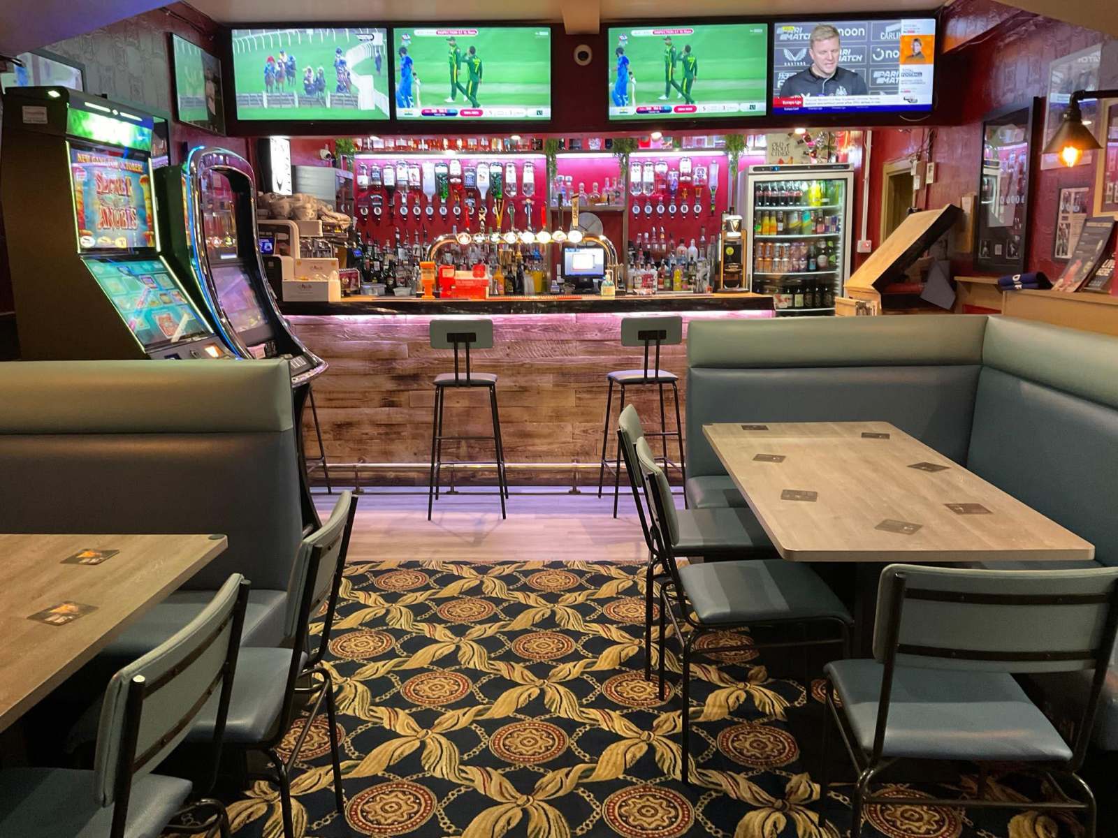 Local Lounge Bar | Whispers Lounge Bar